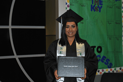 Meet Esmeralda Baez Who Just Completed High School in Two Years | The ...