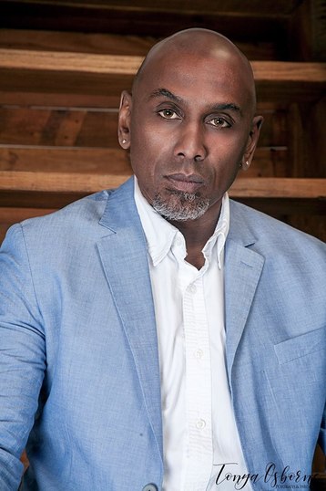 J ROb | The SMG Report